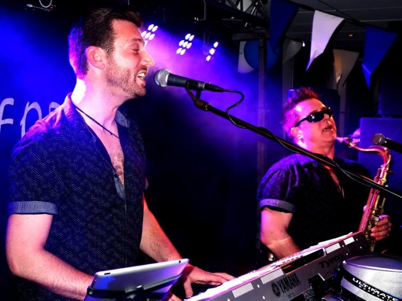 Duo Two for you - Diamonds Entertainment