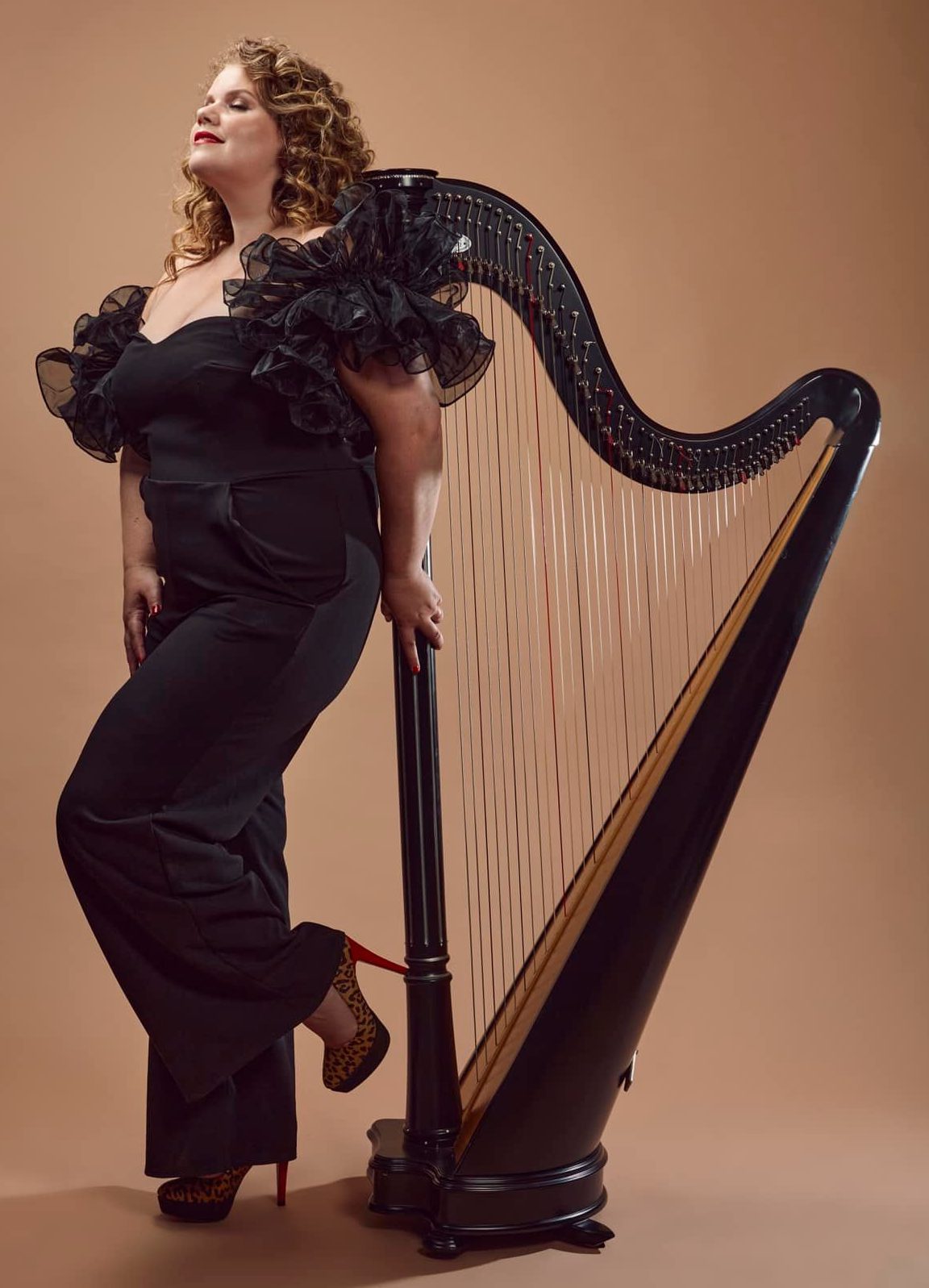 Iris Kroes - Diamonds Entertainment