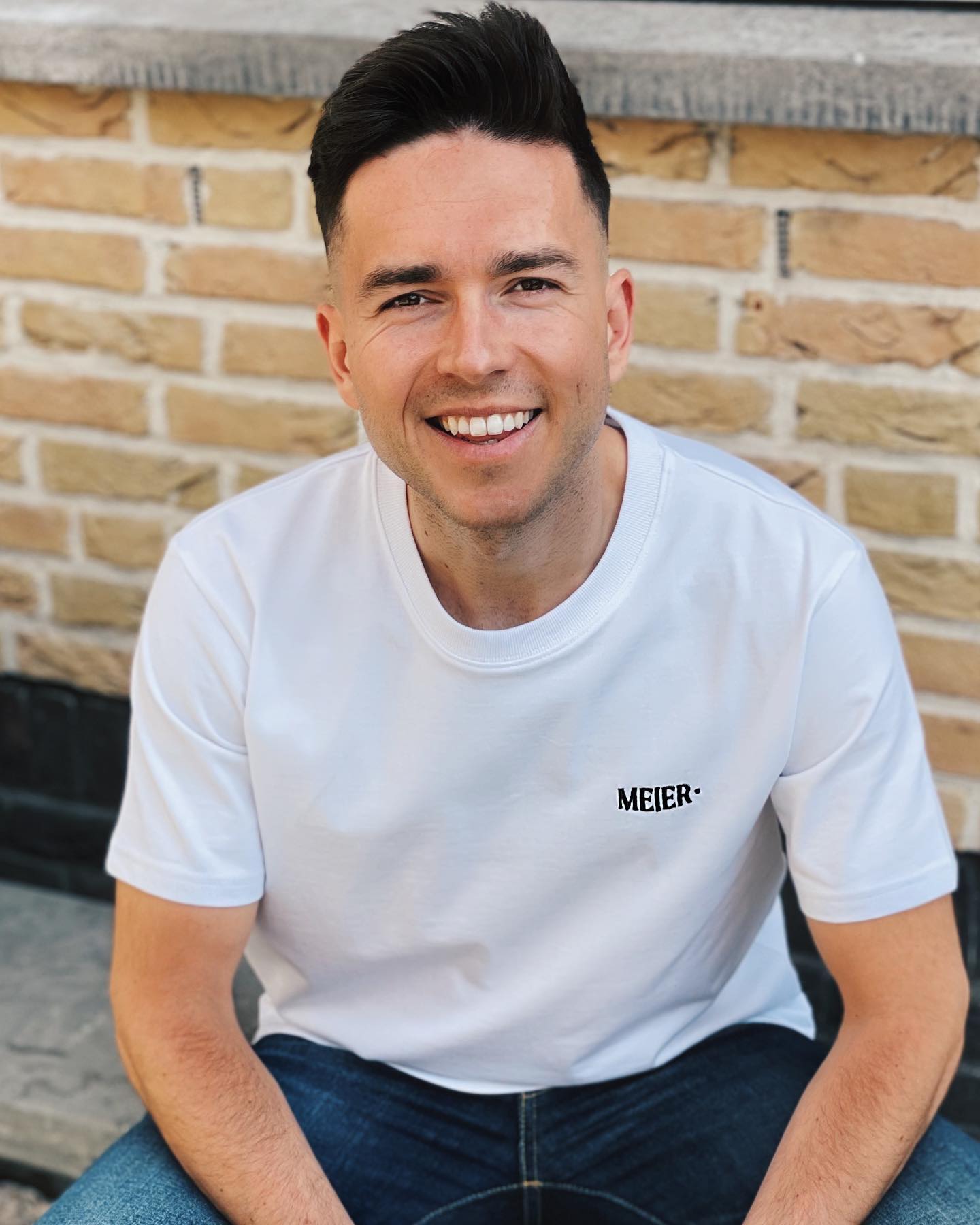 Raymon Hermans - Diamonds Entertainment